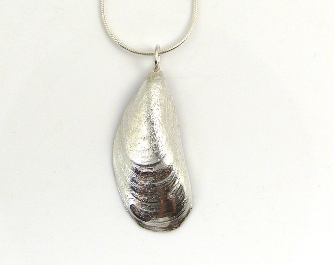 Sterling Silver Mussel Shell Necklace, Sterling Necklace, Silver Shell ...