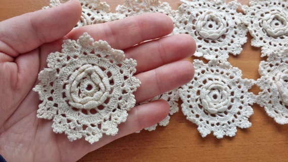 Crochet Flower Lace Appliques Vintage Crochet Doily Medallion Pieces Crocheted Flowers 2.5 to 2.75 Inch Small Size Etsy UK