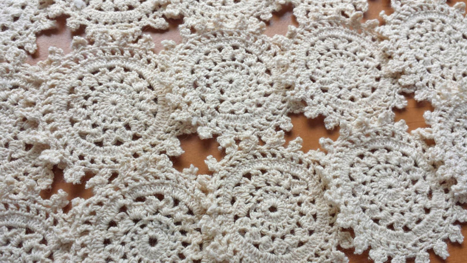 Small Vintage Doilies 2.5 Inch Handmade Lace Doilies Wagon - Etsy