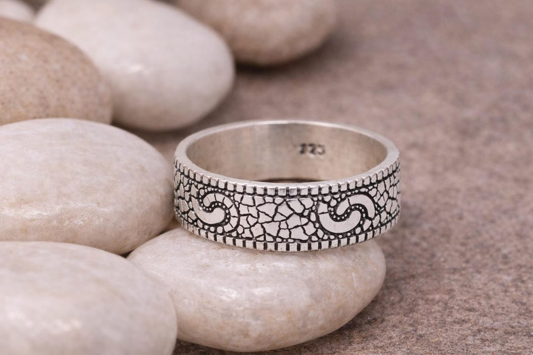 Sterling Silver Tribal Swirl Band Ring | Vintage Oxidized Silver Ring ...
