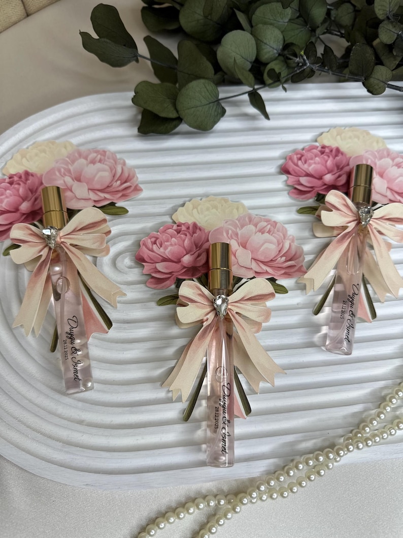 Wedding Favor Perfume Spray, Personalized Floral Guest Gift, Custom ...