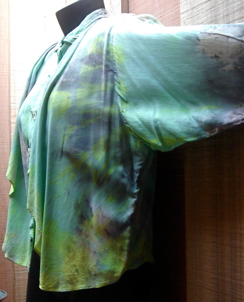 Vintage 1980s Boho Style Loose Oversized Layered Rayon Blouse in Sea ...