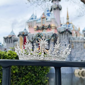 The Elsa Celebration Tiara disney Frozen - Etsy