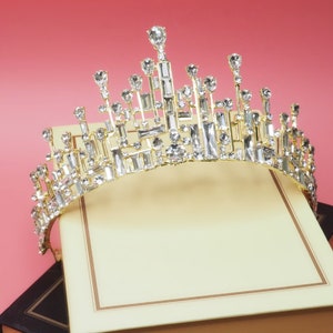 The Castle Tiara Disney Castle Gold - Etsy