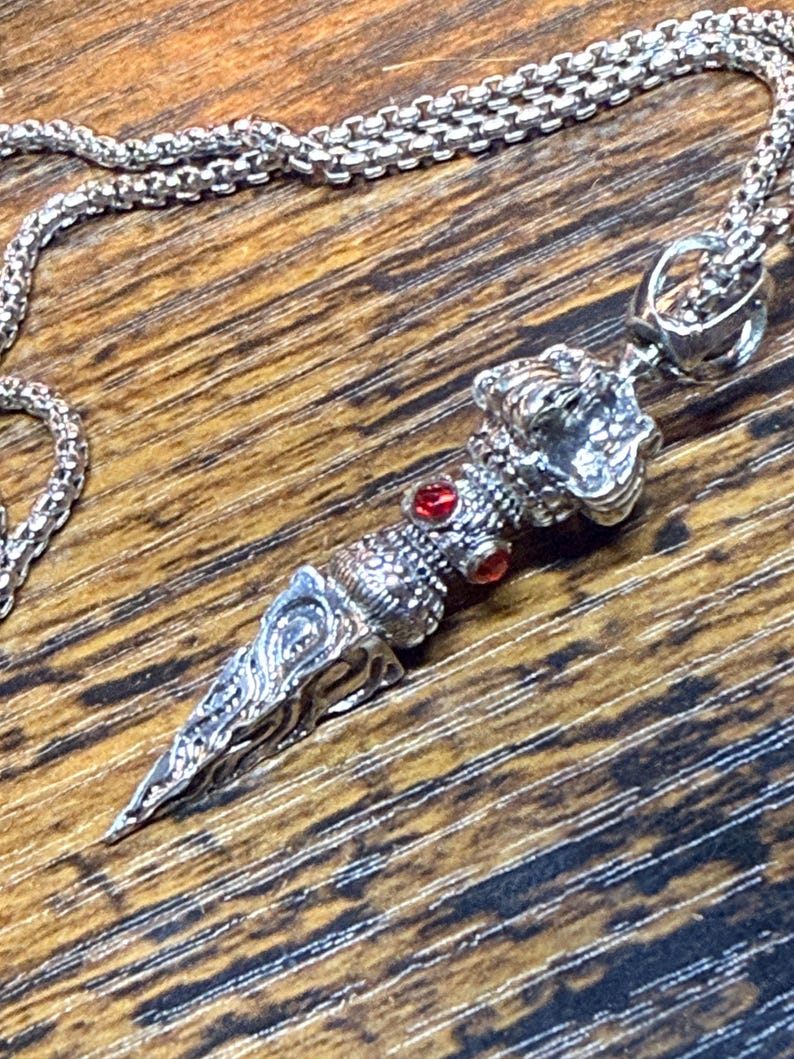 The Four-witness Fang - Amulet of Protection and Strength - Etsy
