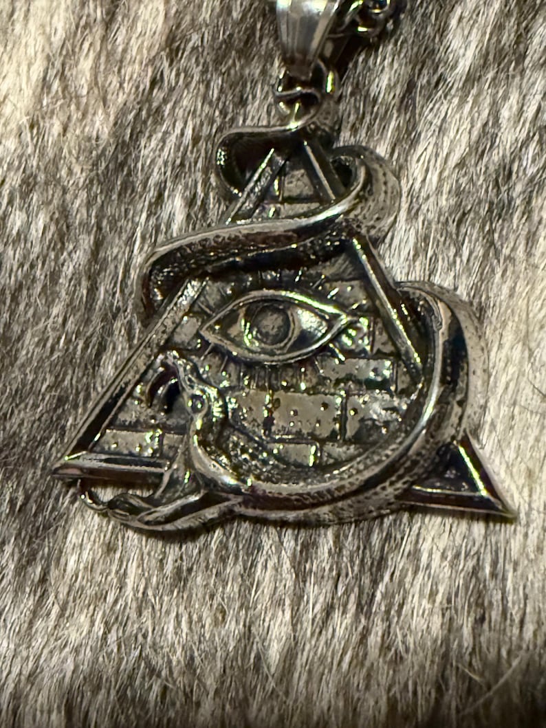 Lore of the Eye of Damballa – the Serpent Triangle - Etsy