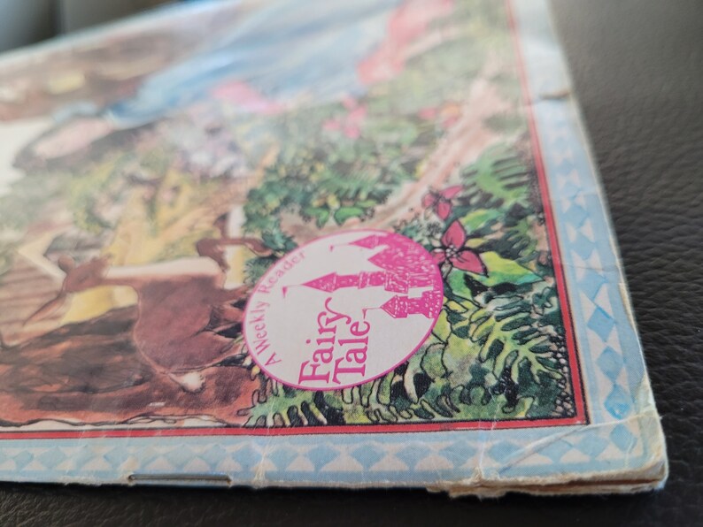 Snow White Book Retold by Martha P. Howlett, Illustrated by Sue ...