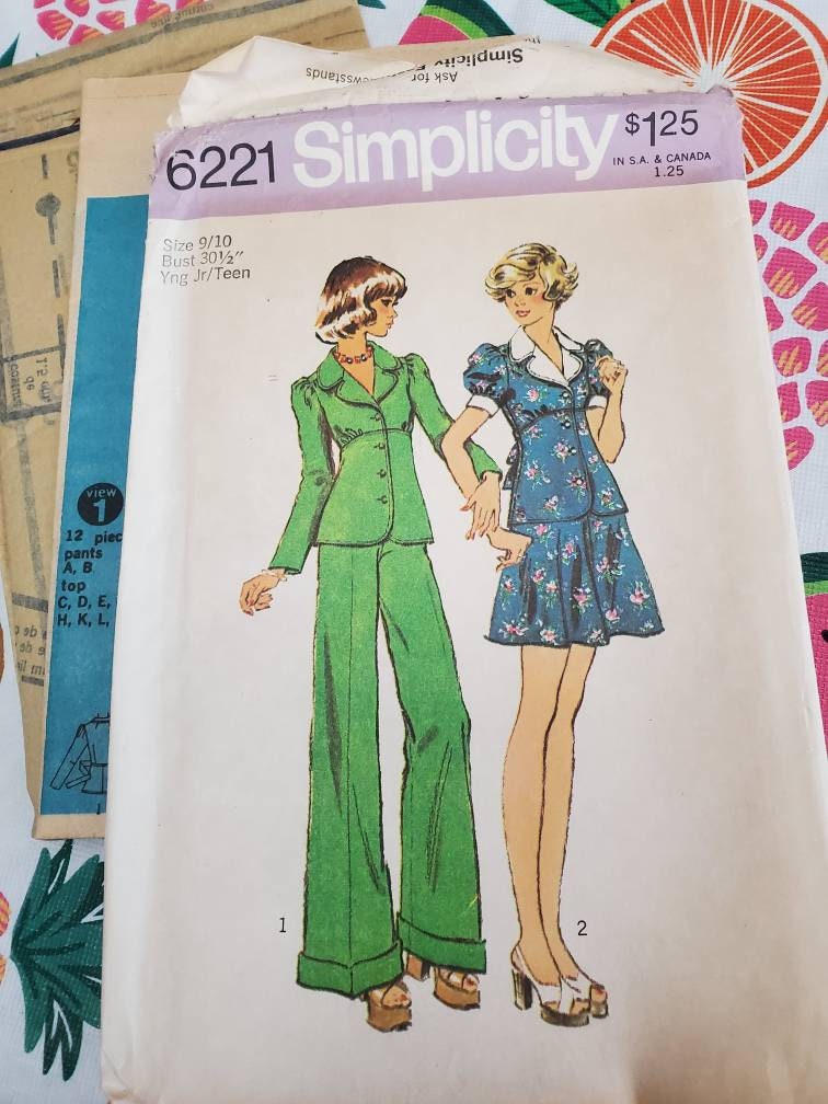 UNCUT: Simplicity 6221 Simplicity 7006 Simplicity 7580 Simplicity 7624 ...