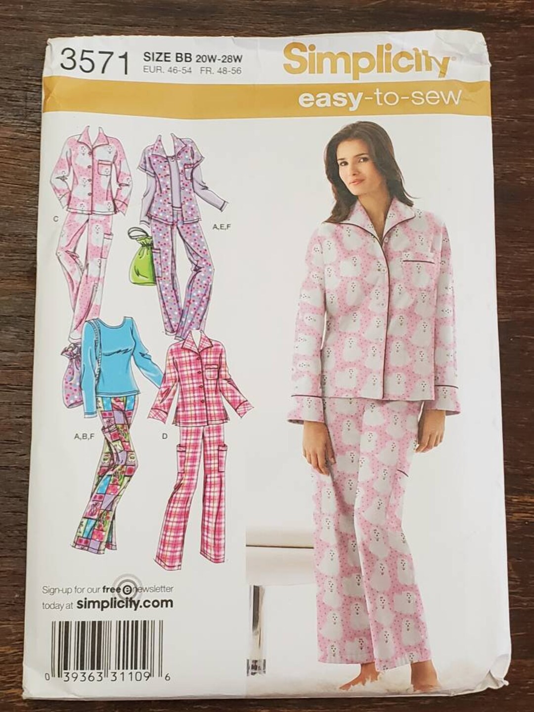 UNCUT: Simplicity 3571 Pattern, Women's / Misses' Sleepwear, Pajamas ...
