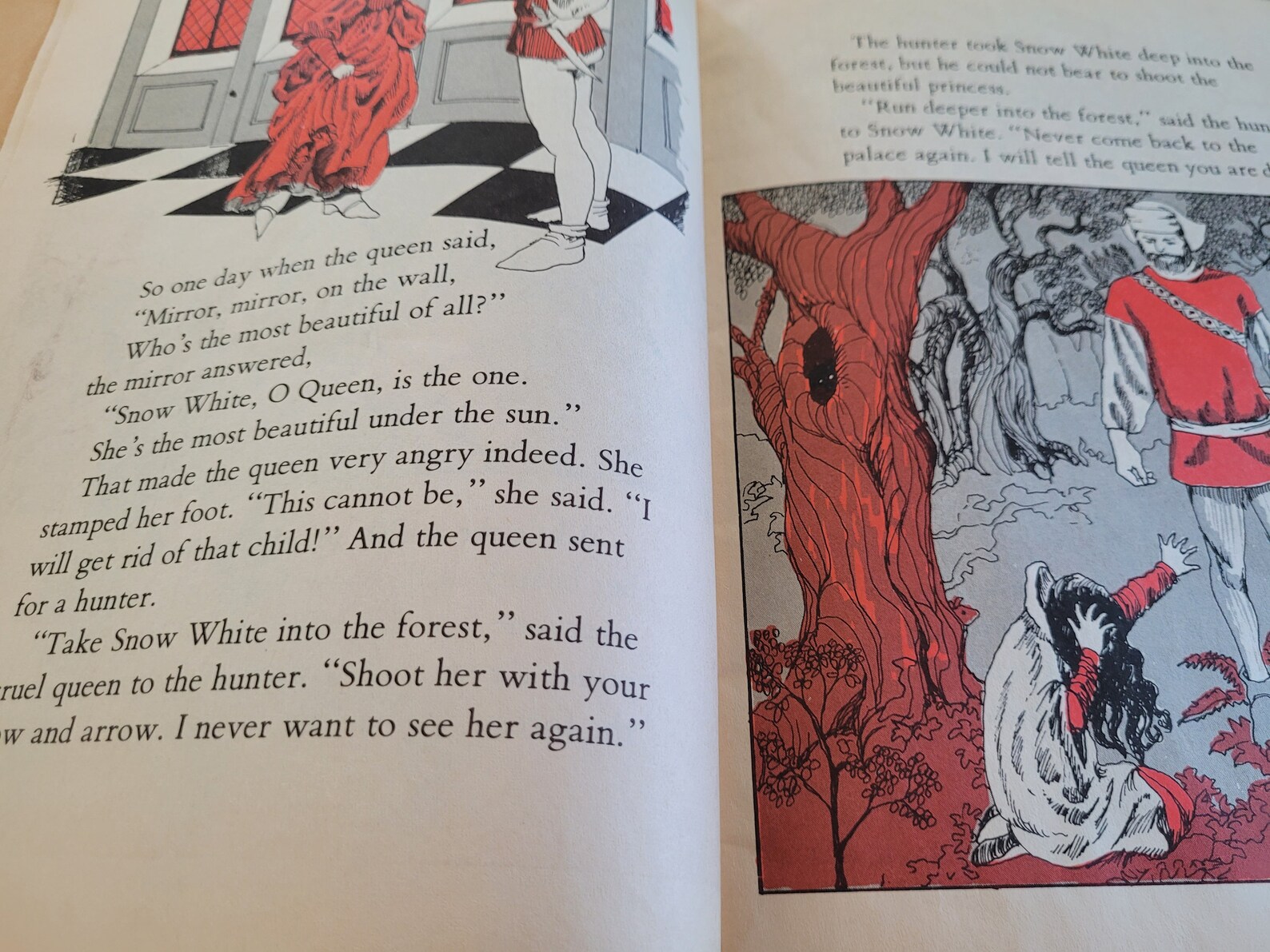 Snow White Book Retold by Martha P. Howlett, Illustrated by Sue Lundgren, A Favorite Grimm Fairy ...