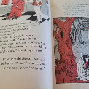 Snow White Book Retold by Martha P. Howlett, Illustrated by Sue ...