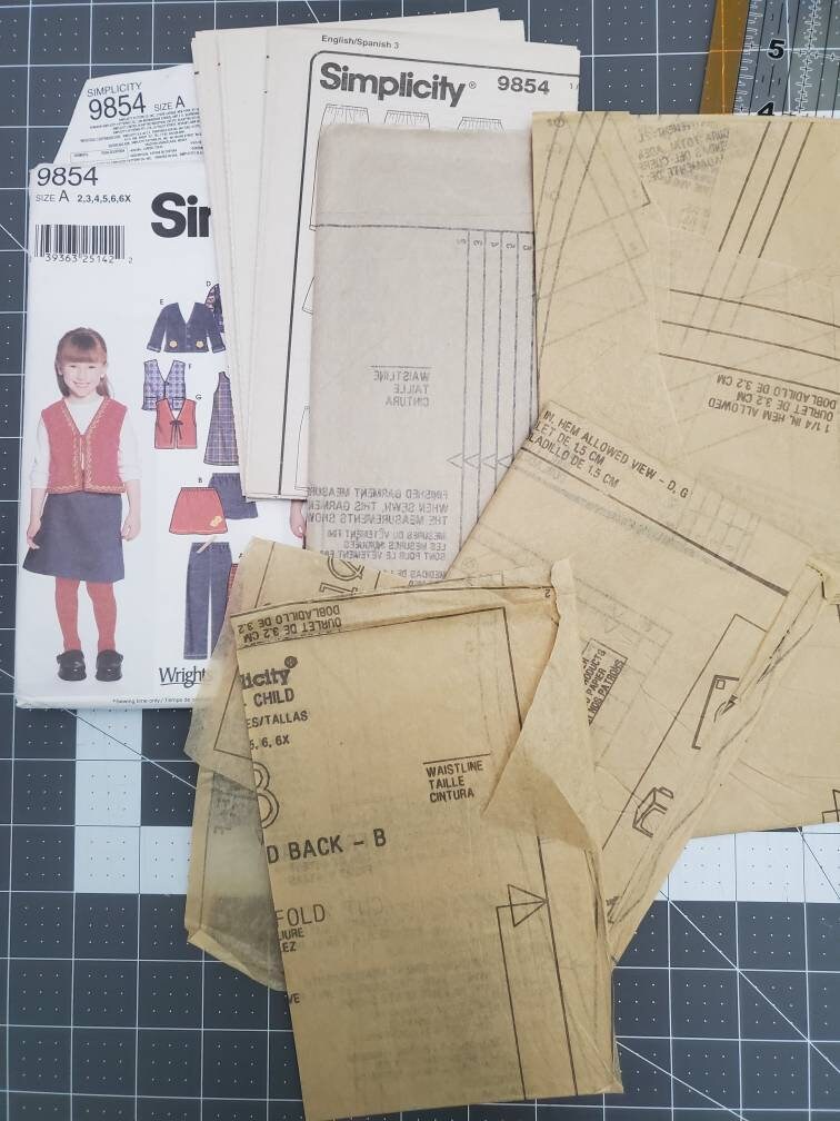 CUT: Simplicity 7093 Pattern, Simplicity 7643, Simplicity 7999 ...