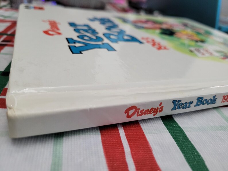 Walt Disney's Year Book 1993, Disney's Wonderful World of Reading, 1993 ...