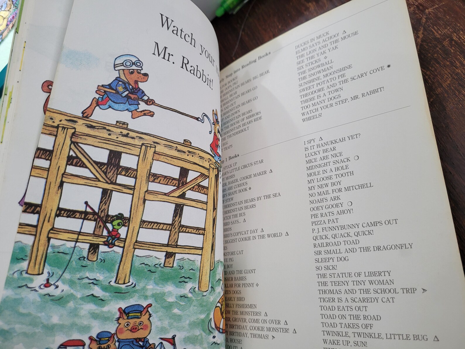 Richard Scarry's Watch Your Step, Mr. Rabbit Early STEP Into Reading ...