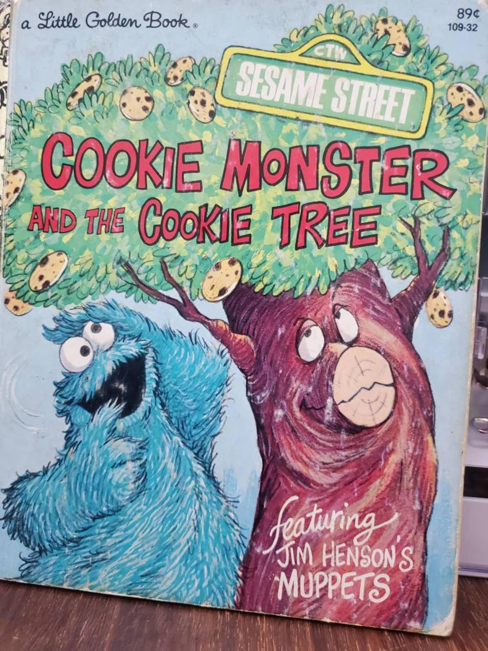 Cookie Monster And The Cookie Tree Sesame Street A Little Golden Book