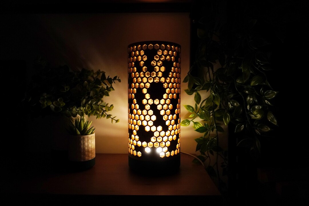 Honeycomb Lamp 3d-printed From Woodpla & PETG | USB LED Table Lamp ...