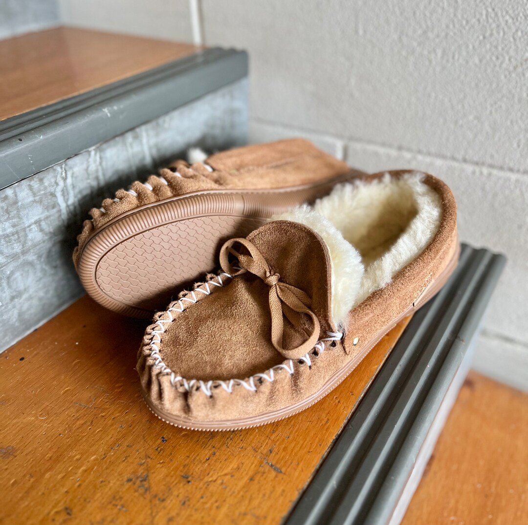 Traditional Sheepskin Moccasin in Flexible Sole With Removable Insoles ...