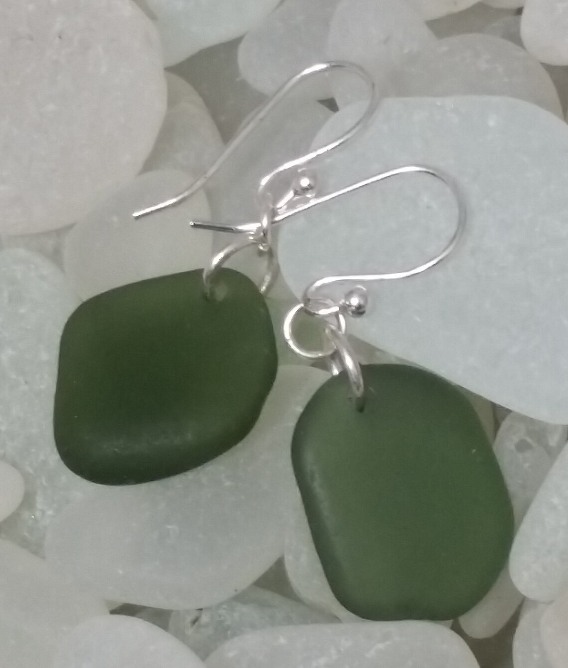 Translucent Dark Green Beach Glass, Green Sea Glass, Simple Style ...