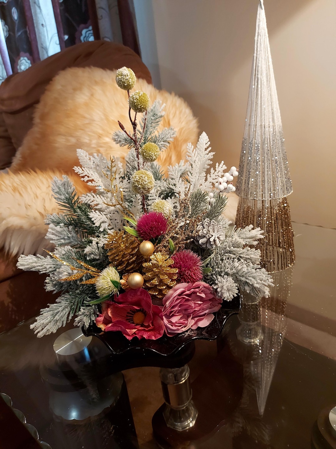Christmas Table Centerpiece: Pink Flowers & Greenery Arrangement - Etsy