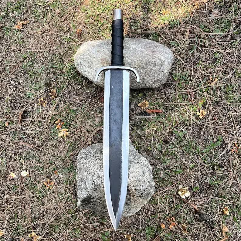 Handmade Medieval Broad Sword With Sheath: 5160 Carbon Steel Replica ...
