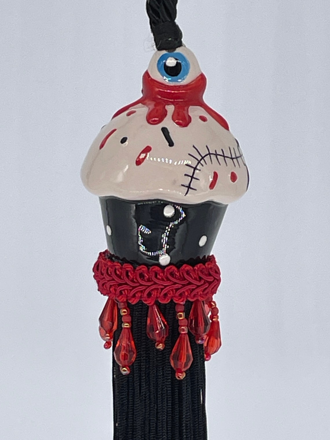 Halloween Cupcake Salt and Pepper Shaker Tassel, Spooky Halloween Decor ...
