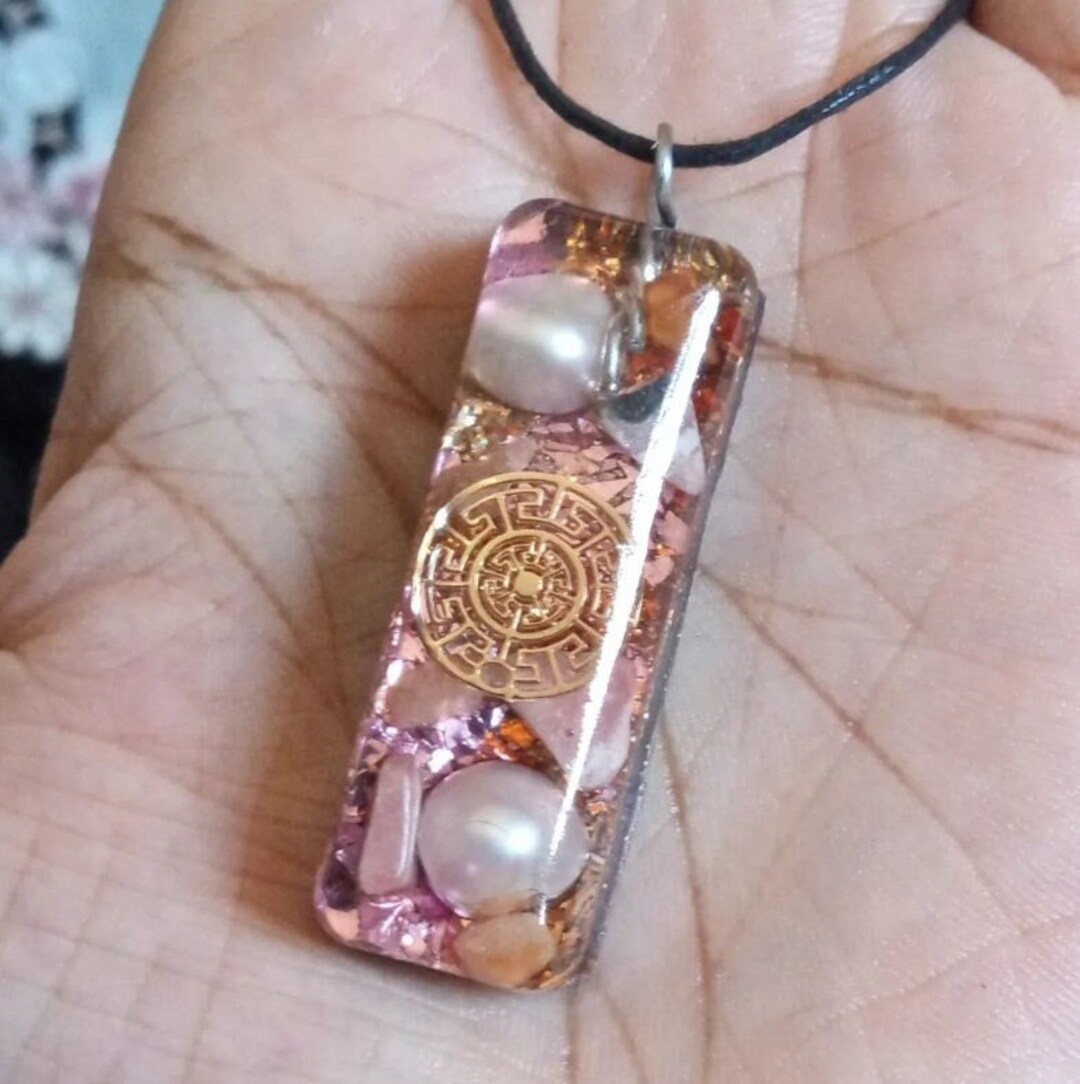 Pink Echo Crystals & Resin Pendant Necklace Freshwater Pearl ...