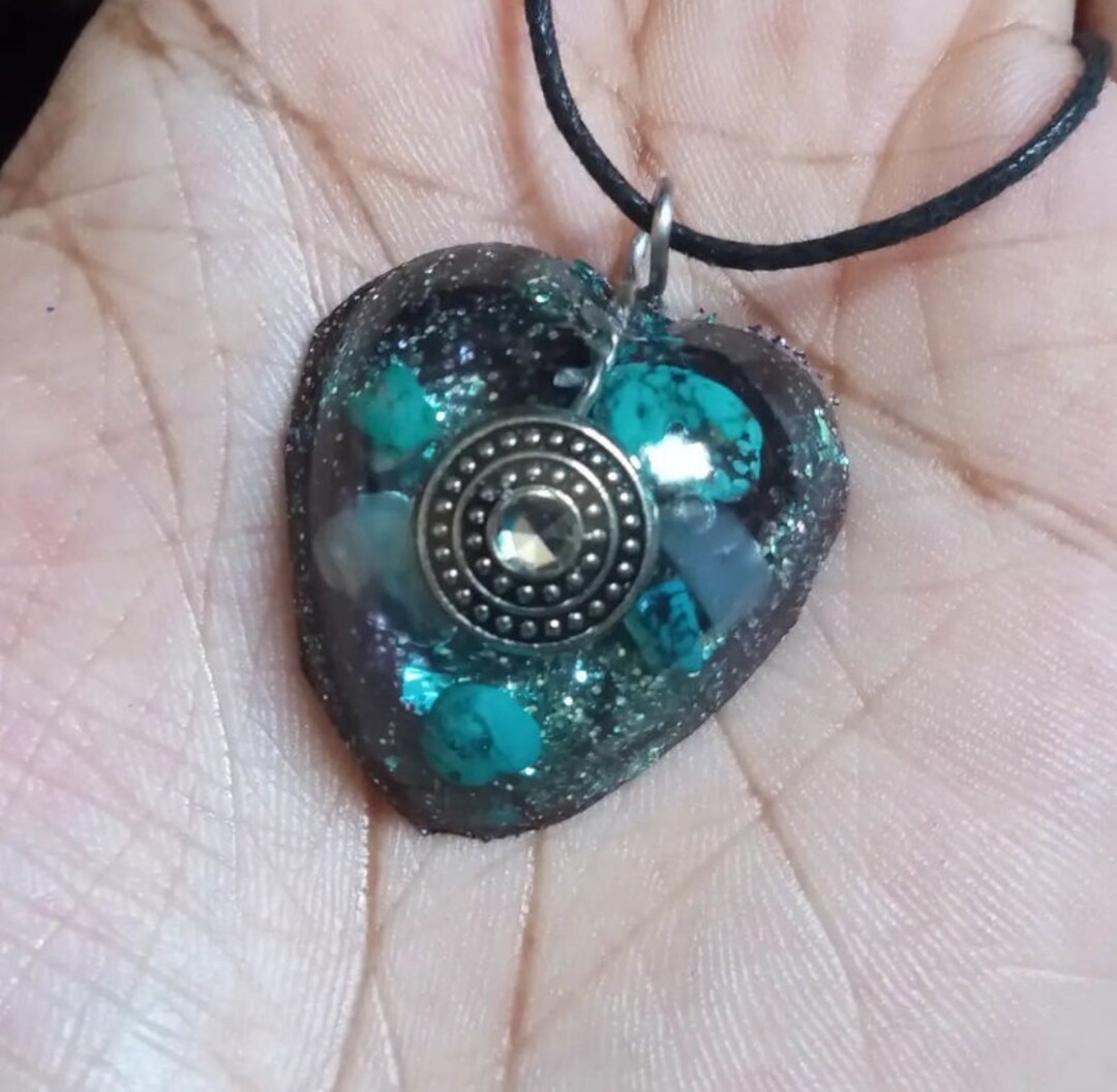 Still Teal Crystals & Resin Pendant Necklace Turquoise, Moonstone - Etsy