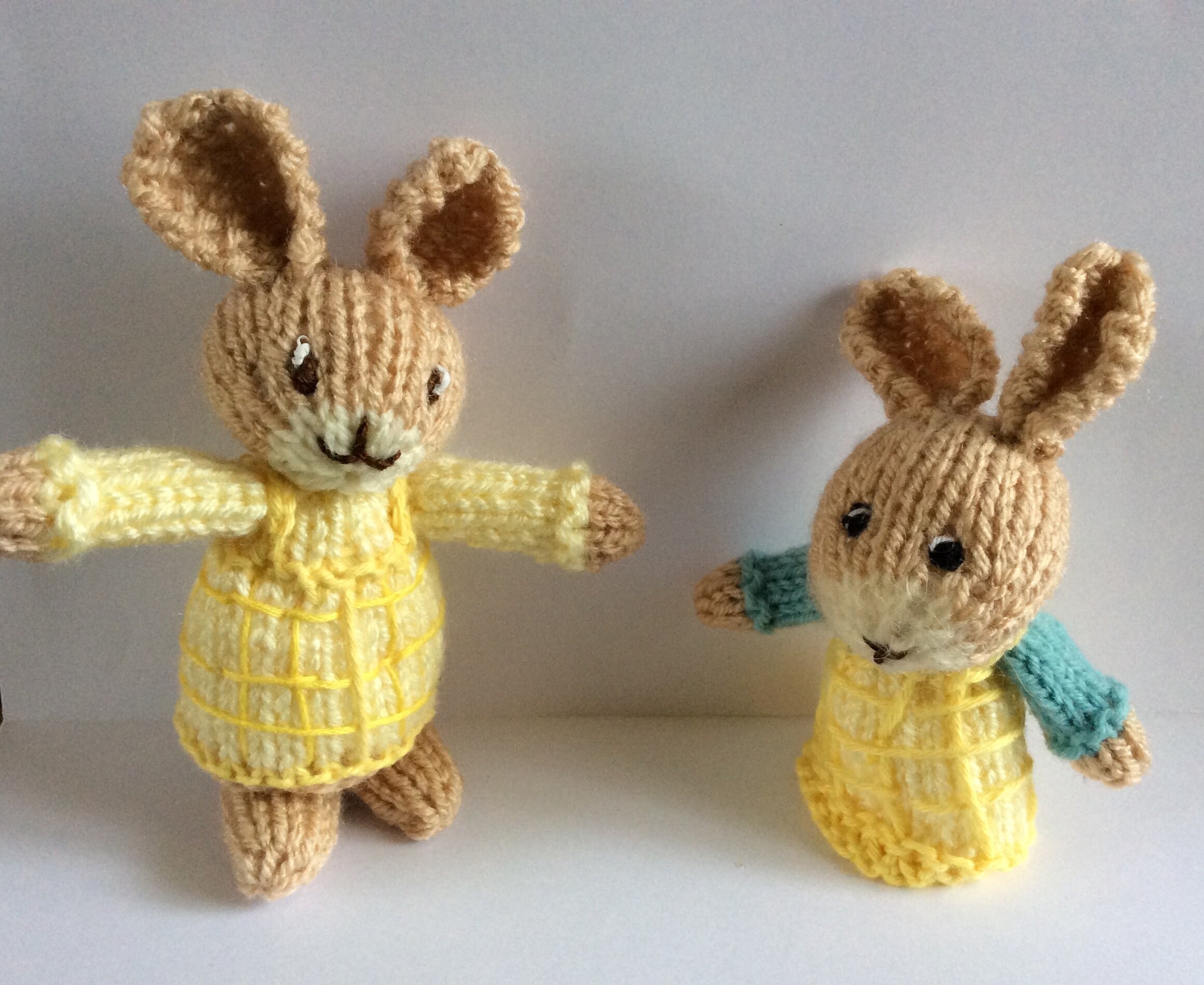PDF INSTANT DOWNLOAD Peter Rabbit & Lily Rabbit Knitting Pattern - Etsy UK