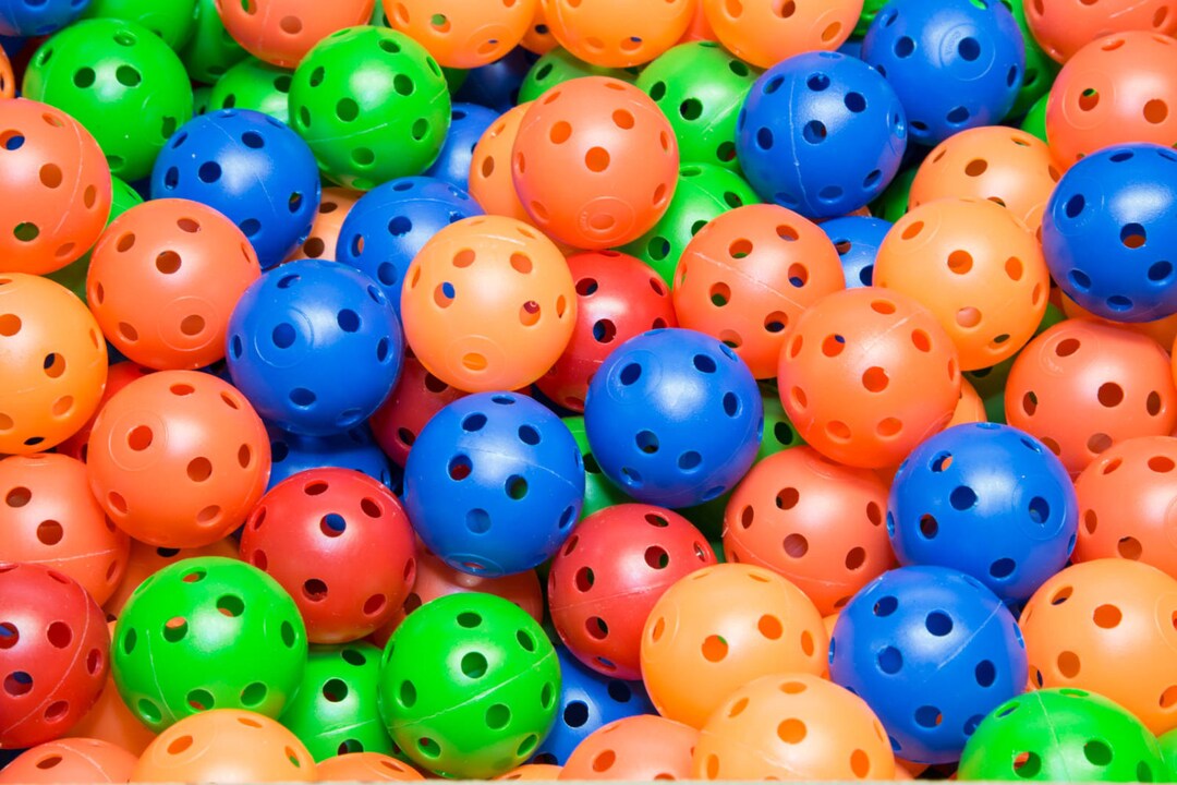 5 Colorful Plastic Perforated Balls: Bird Toy Making Parts - Etsy