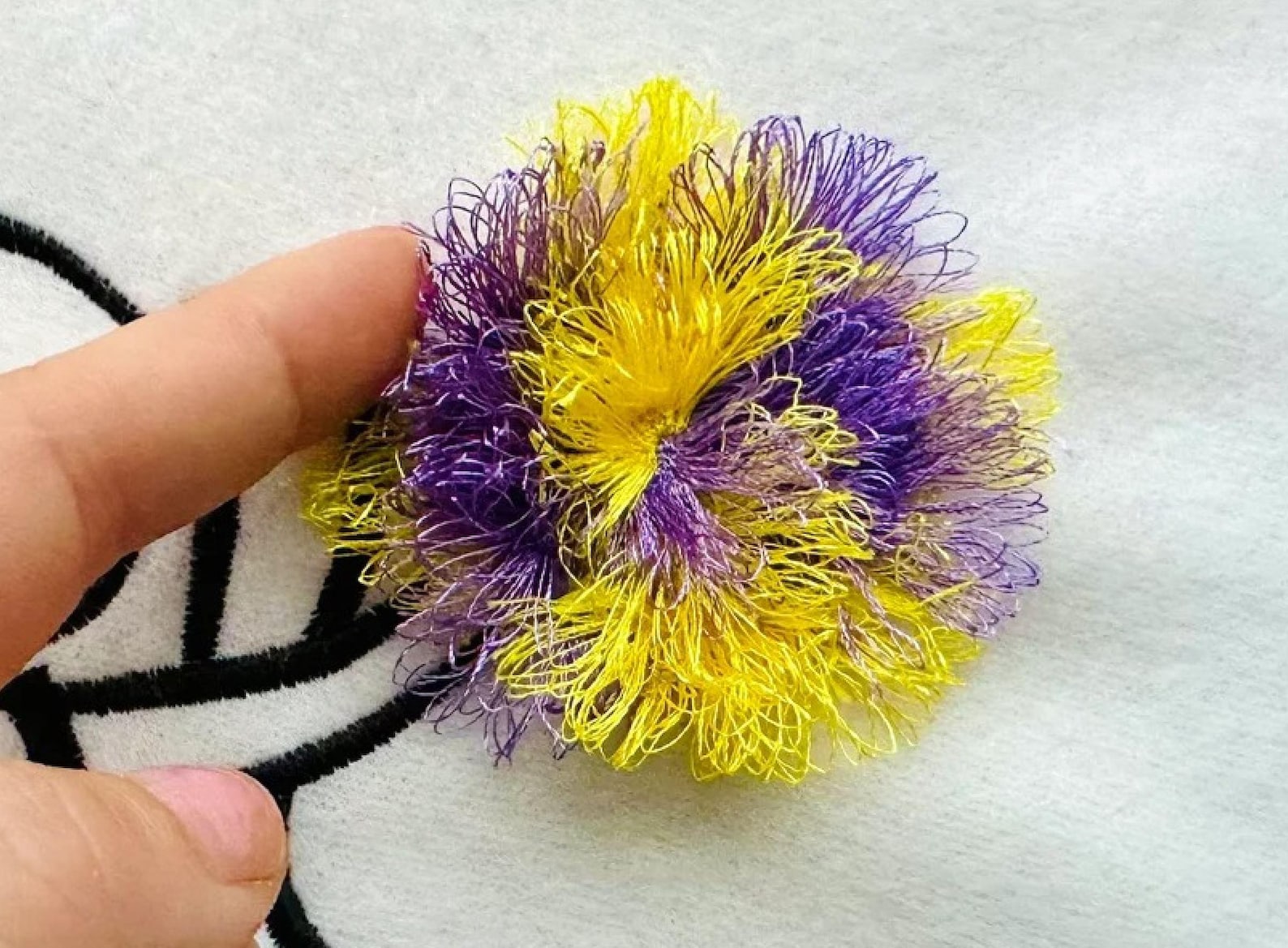 Only Pom Poms Machine Embroidery Design File – Fluffy Pom Pom Fringe ...