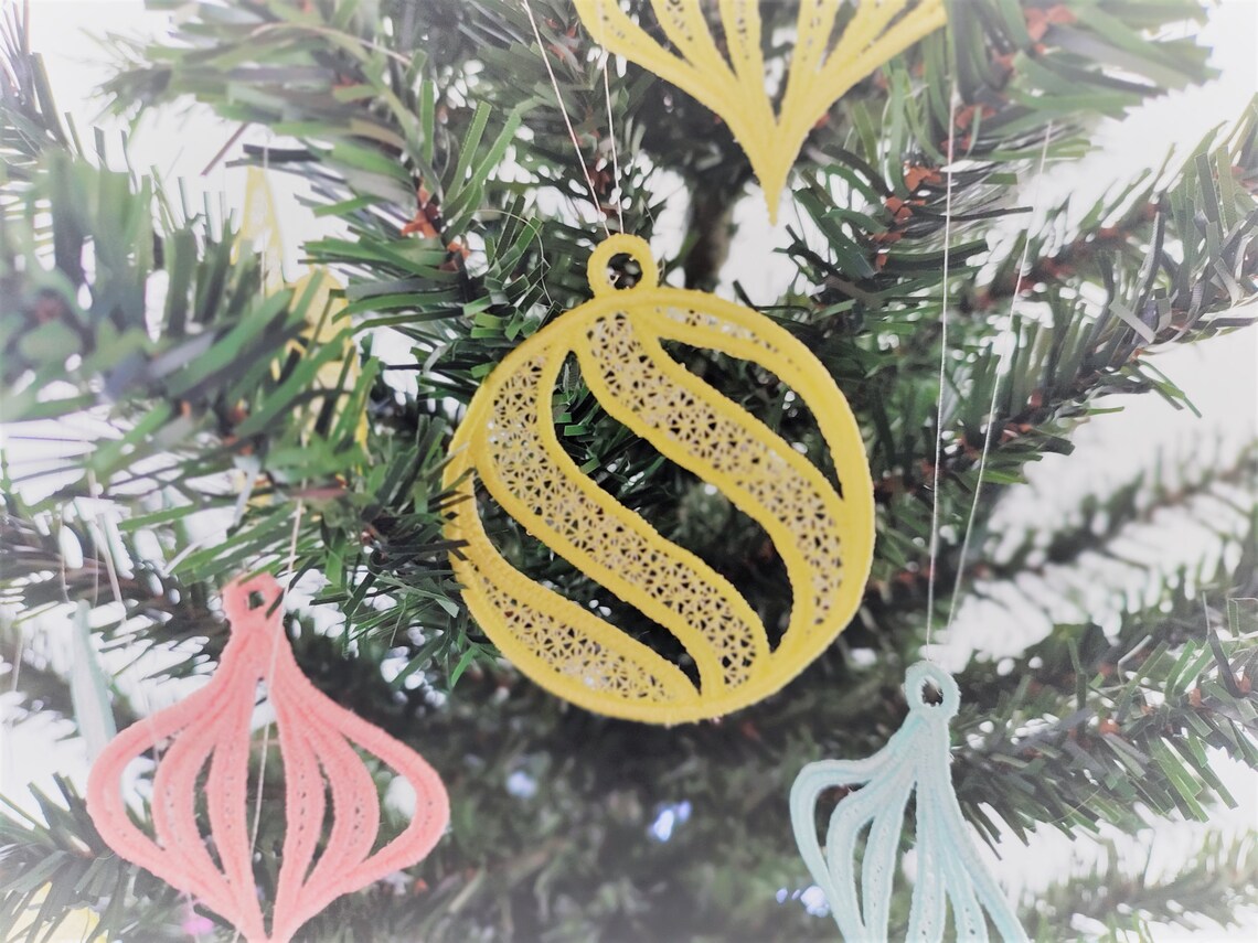 Christmas Tree Ornaments FSL Free Standing Lace SET of 5 Lace ...