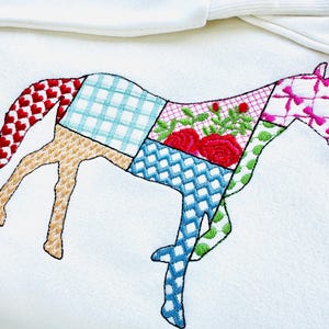 Patchwork Horse Patterned Farm Animal Horse Outline Machine Embroidery ...