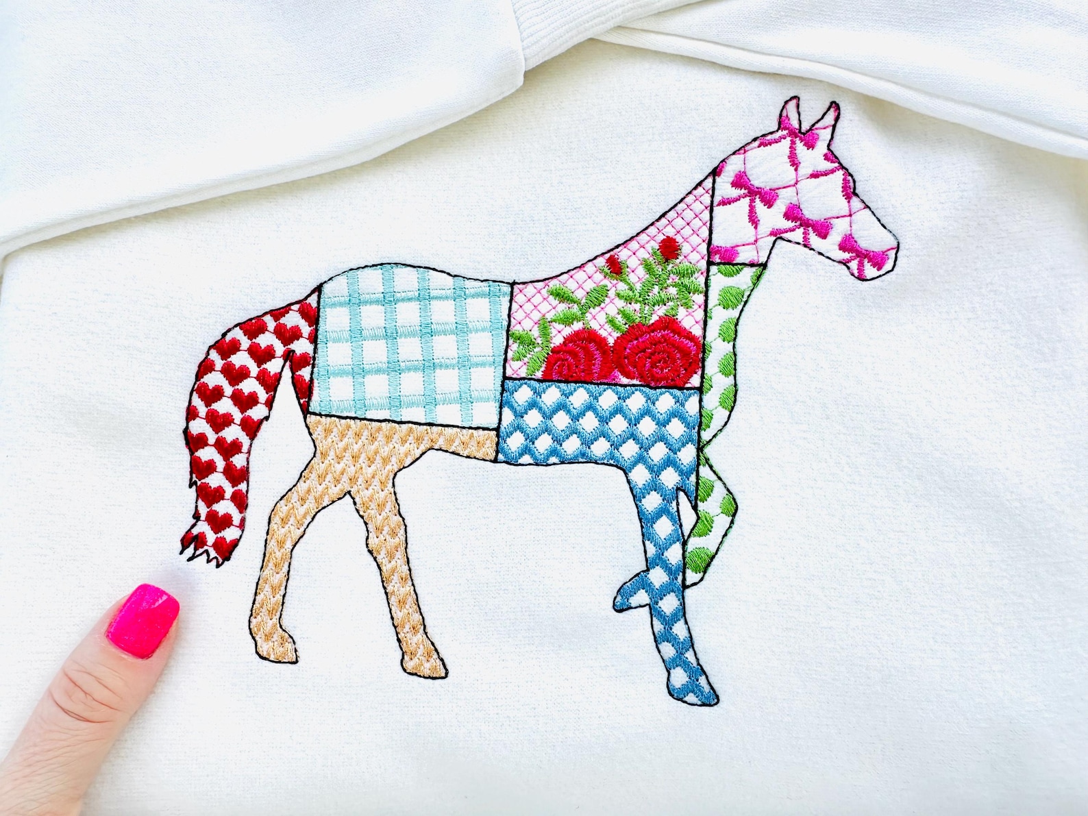 Patchwork Horse Patterned Farm Animal Horse Outline Machine Embroidery ...