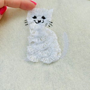 Fluffy Chenille Cat Fringe Design - Machine Embroidery Designs Cute ...
