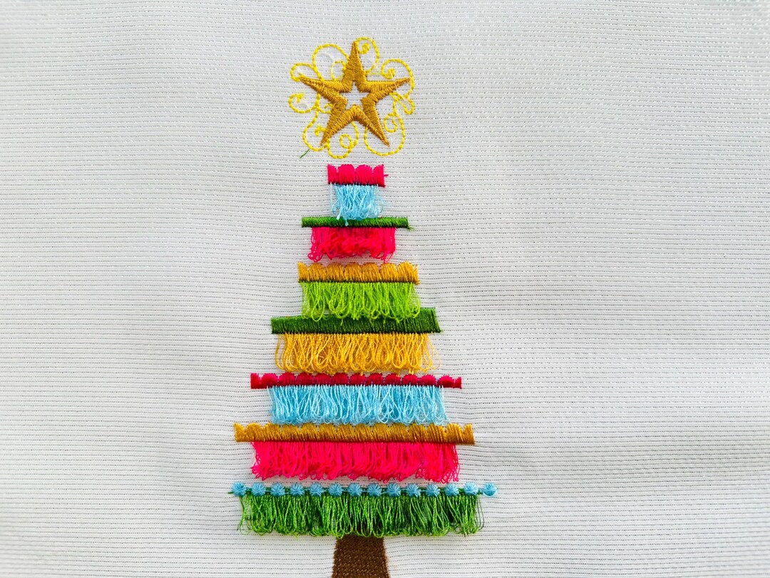 Shabby Chic Fringed Fluffy Christmas Tree Fringe ITH in the Hoop Easy ...