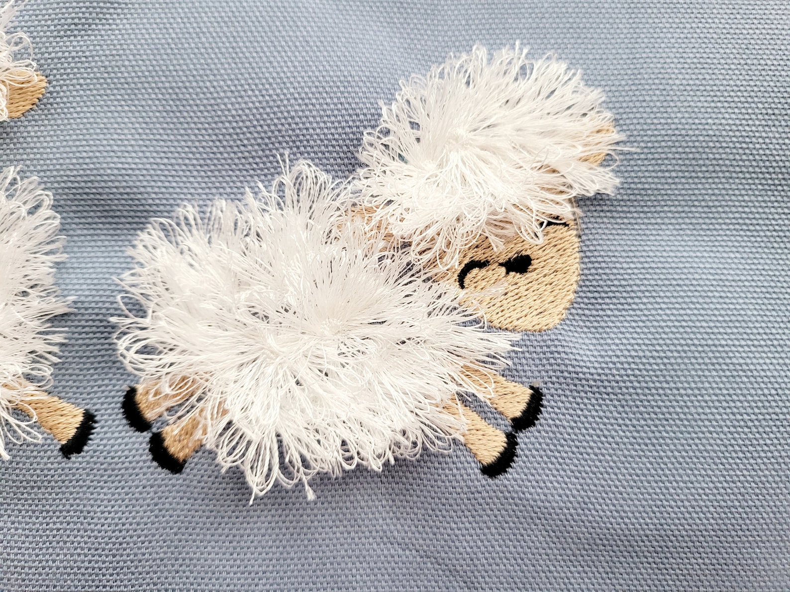 Cute Little Fluffy Sheep Fringed Chenille Sheep Small Machine ...