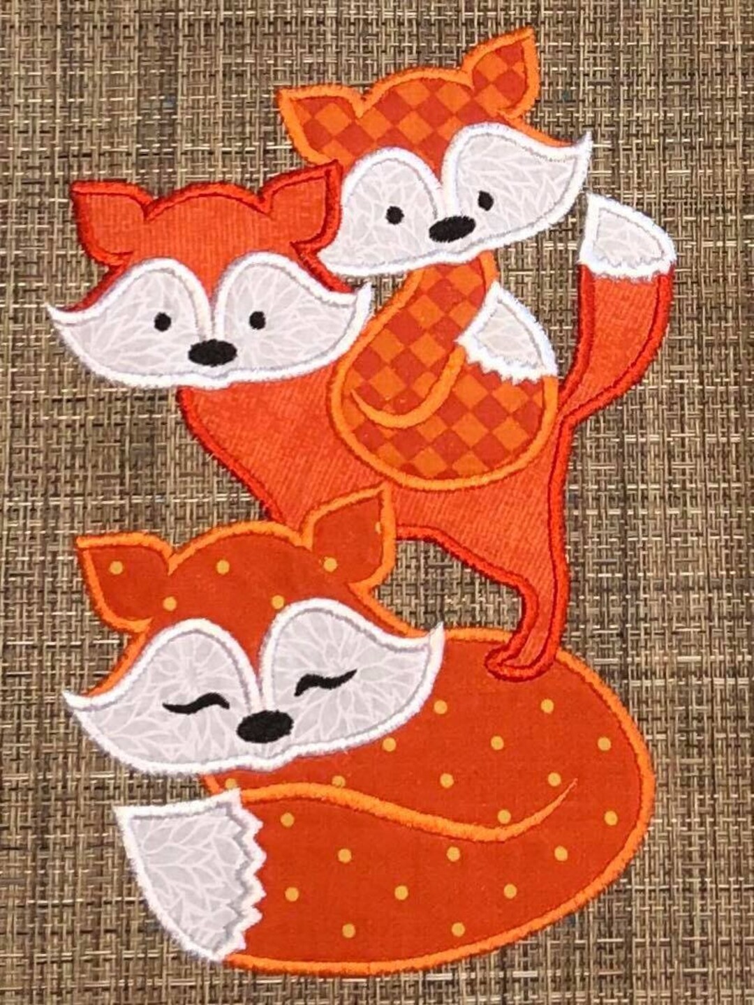 Stack of Foxes, Stack of Wild Fox Animals, 3 Foxes Family Machine ...