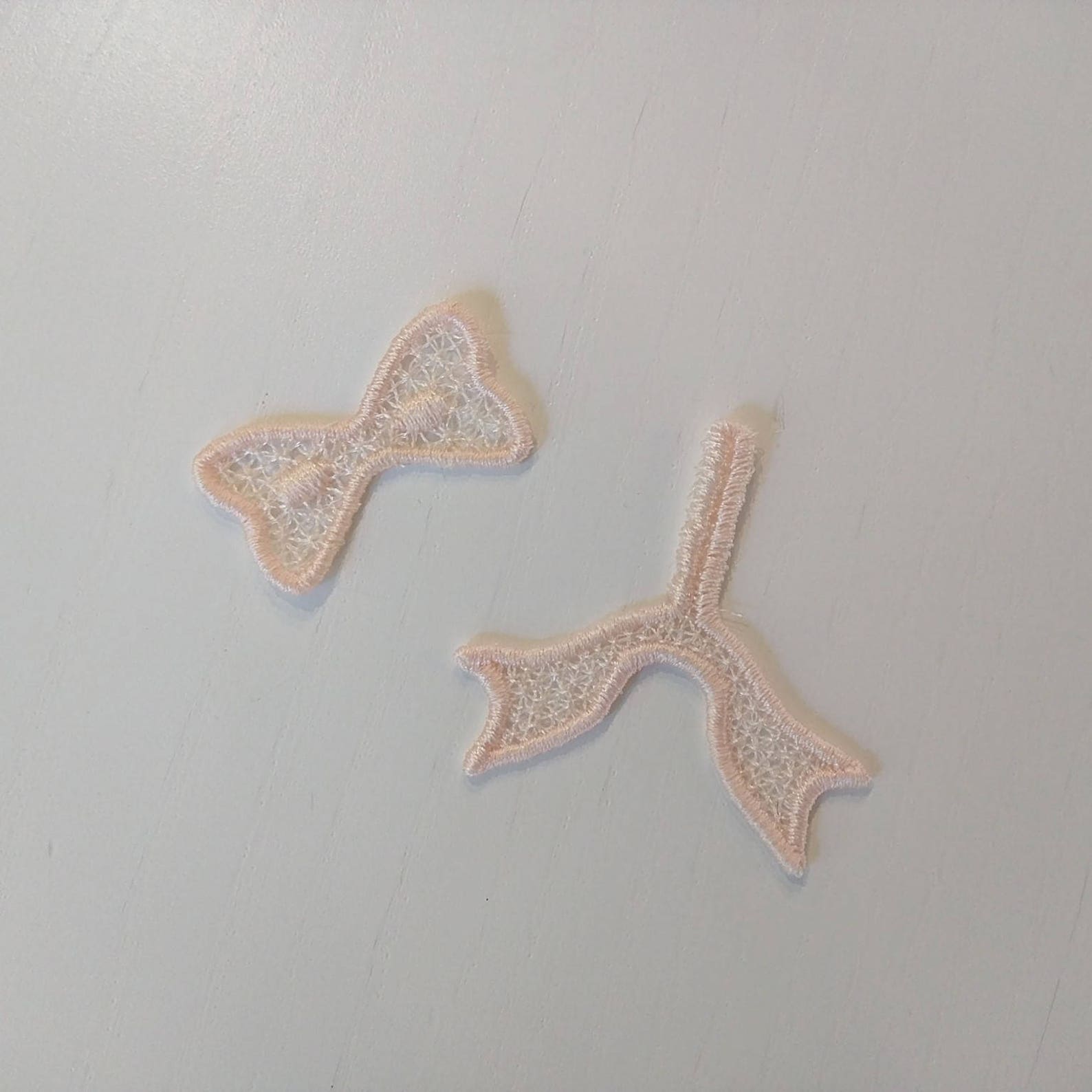Little Princess Bow and Key Pendant - FSL Free Standing Lace, Mini Bow ...