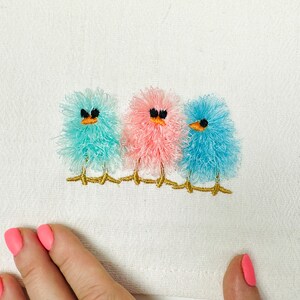Chicks Trio Machine Embroidery Designs Triple Fringed Fluffy Chick ...
