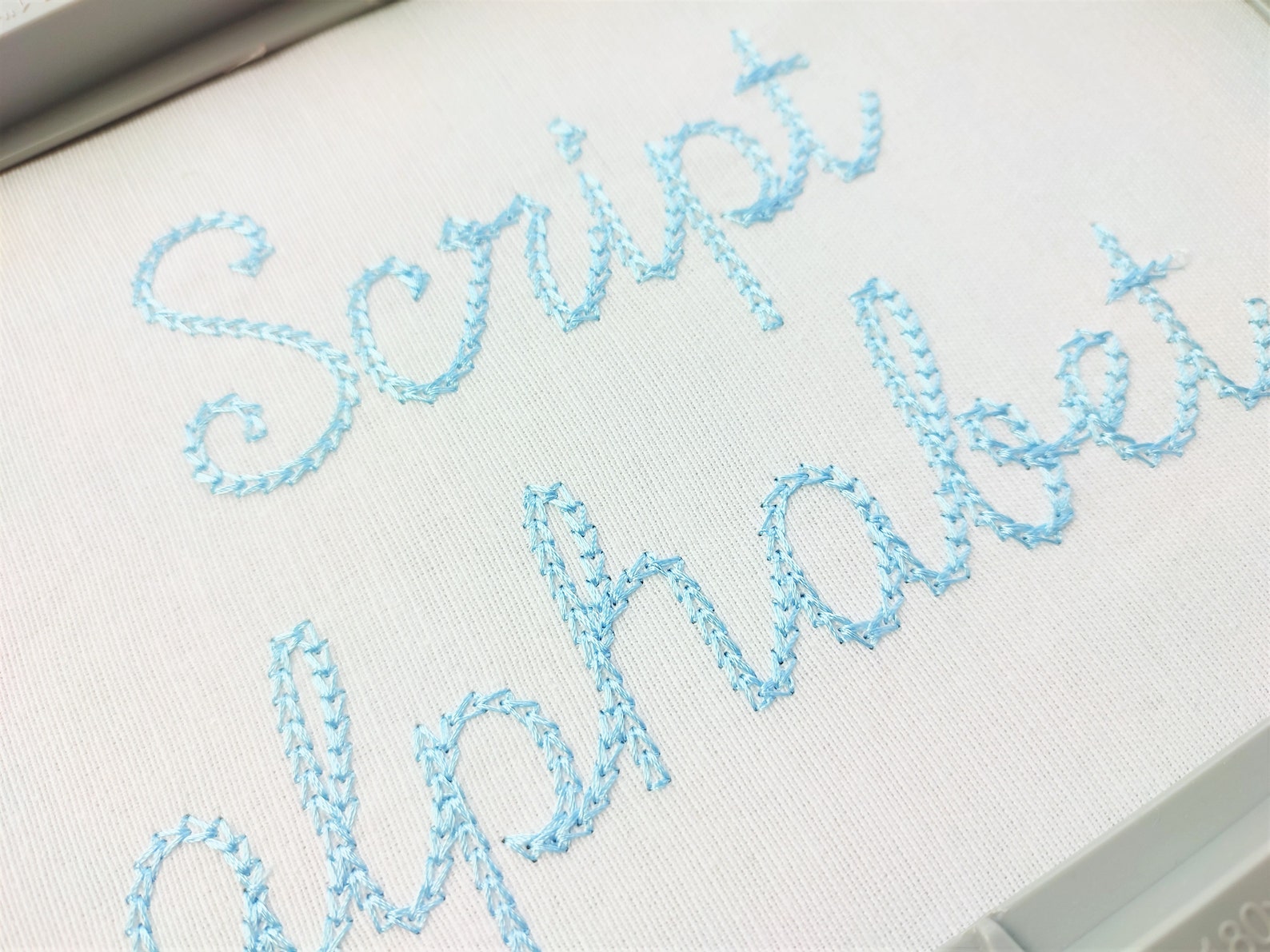 Quick Light Stitch Chain FONT Machine Embroidery Designs in Assorted ...