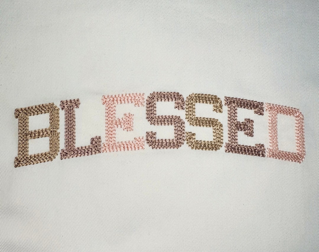 MINI Chain Hand Stitch Effect Chain Varsity Sport Collegiate Font ...