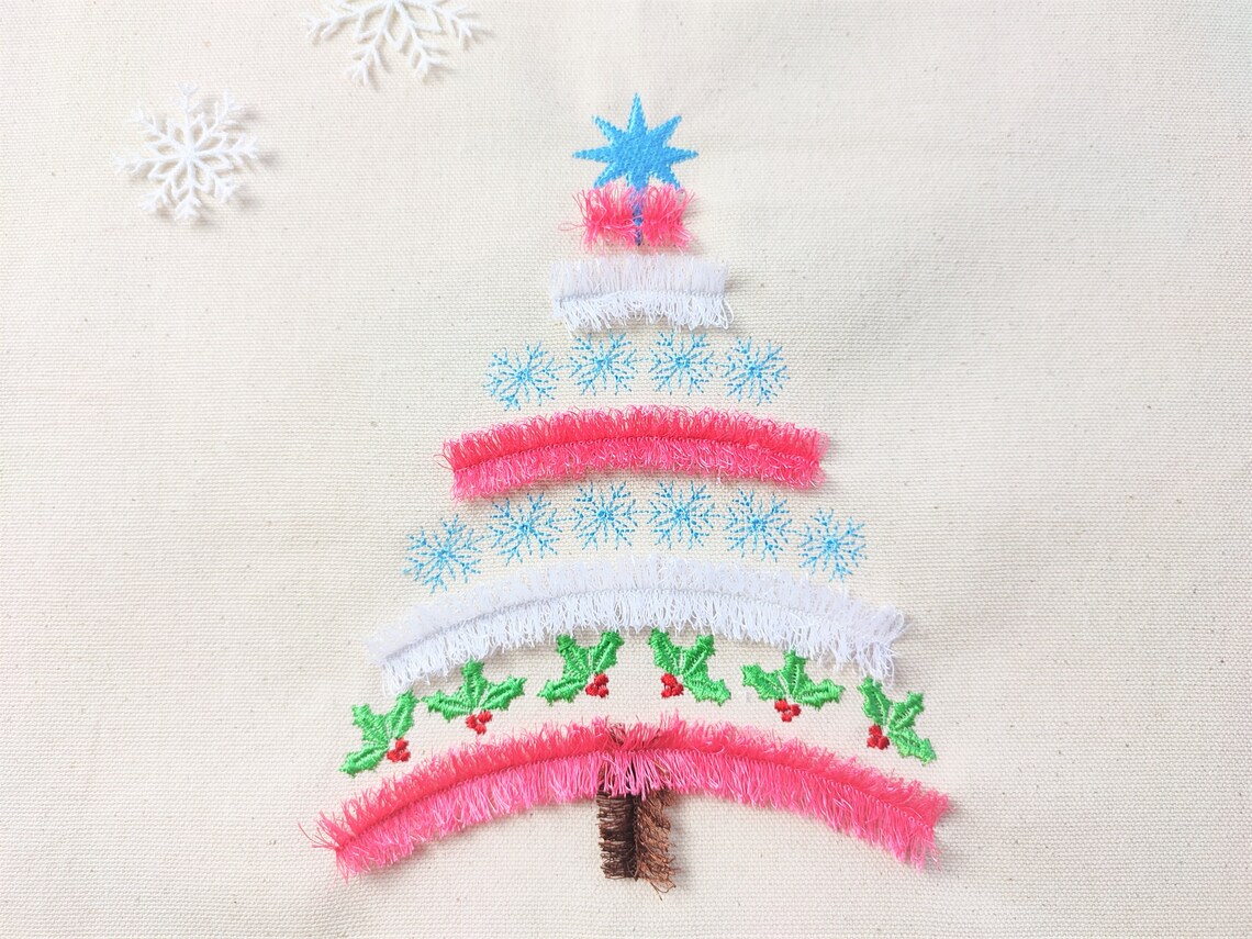 Extraordinary Fringed Fluffy Christmas Tree ITH in the Hoop | Etsy