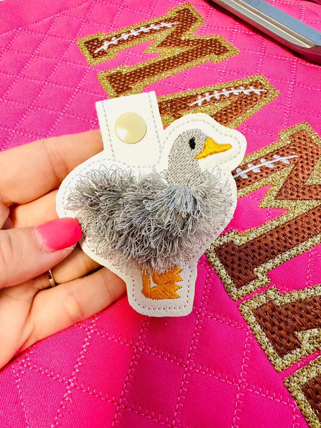 Classic Duck Fringed Bird Eyelet and Key Fob Snap Tab in the Hoop ...