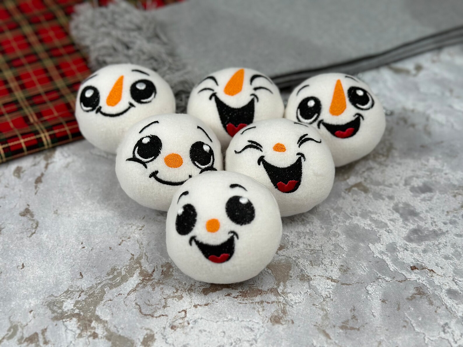 Snowball for Playing Snow Fight SET of 6 ITH in the Hoop Machine ...