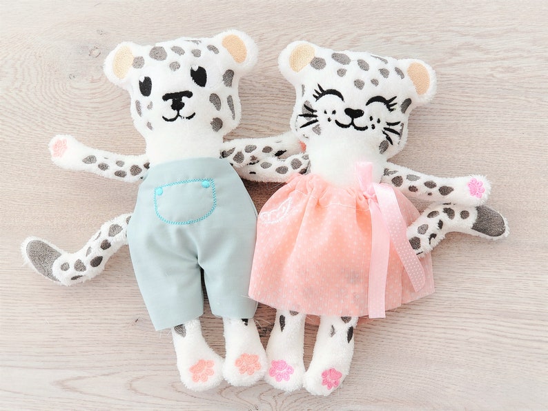 Pretty Leopards 2 Different Types ITH Embroidery in the Hoop | Etsy