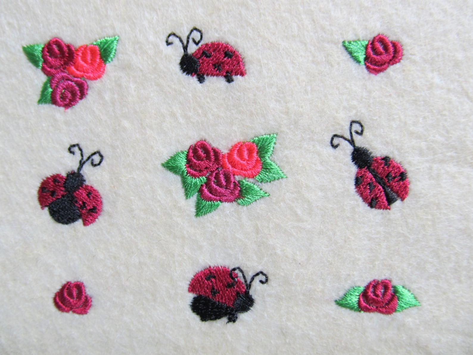 Lady Bug Ladybug Micro Mini Tiny Machine Embroidery Designs, Set of 4 ...