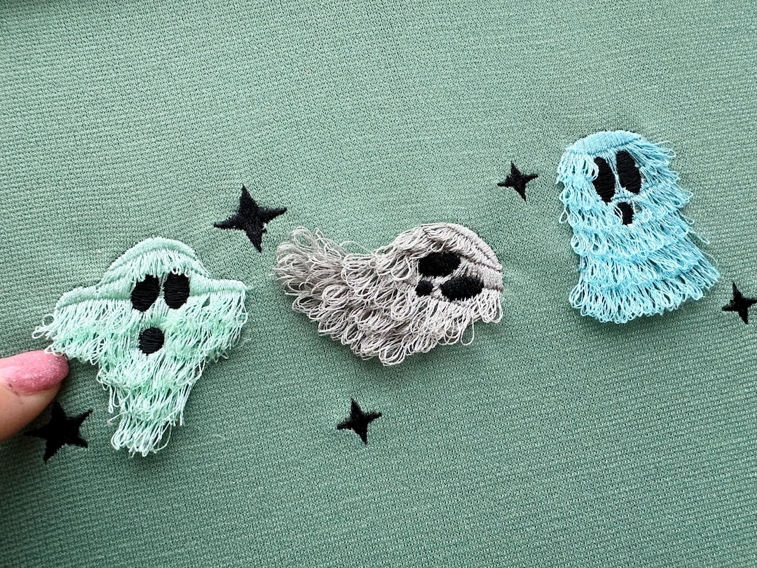 Fringed Fluffy Ghosts 3 in a Row Spooky Flying Ghost Kids Baby ...