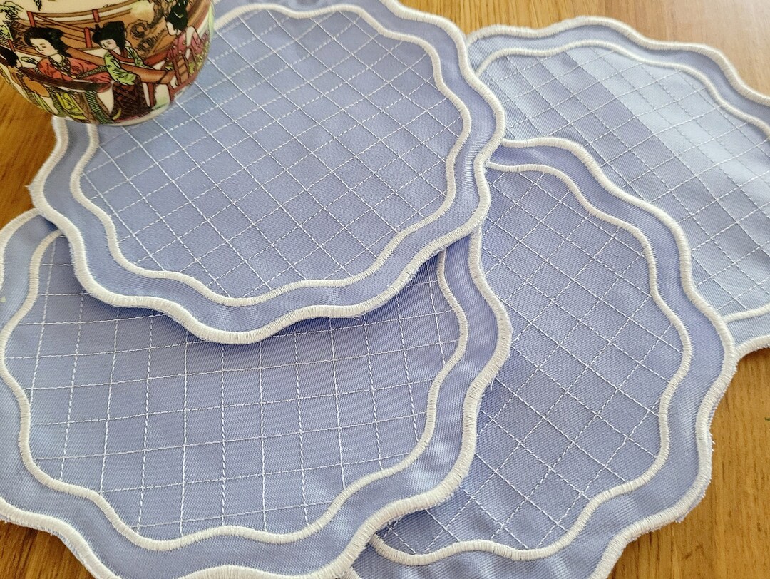 Scalloped Napkin Checkered Coaster Doily Round Shape in Assorted Sizes ...