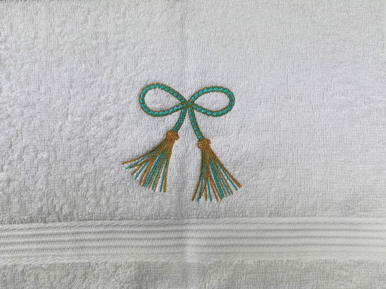 Tassels, Single Tassel SET of 3 Tassels Machine Embroidery Designs ...