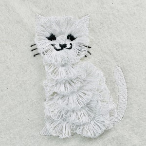 Fluffy Chenille Cat Fringe Design - Machine Embroidery Designs Cute ...